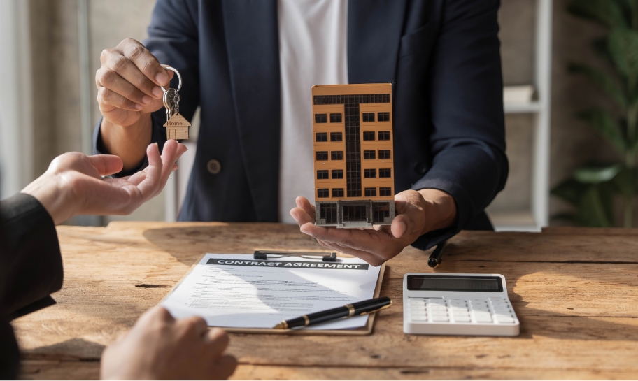 Commercial Leasing Services - Vista Holdings